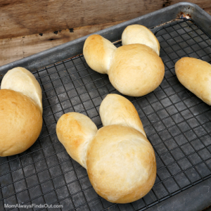Easter Bunny Rolls - Mom Always Finds Out
